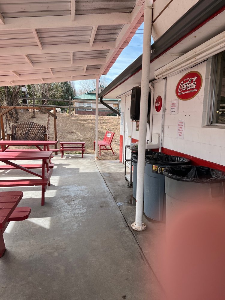 We Found the Perfect Old-Fashioned Milkshake at This Roadside Stop in ...